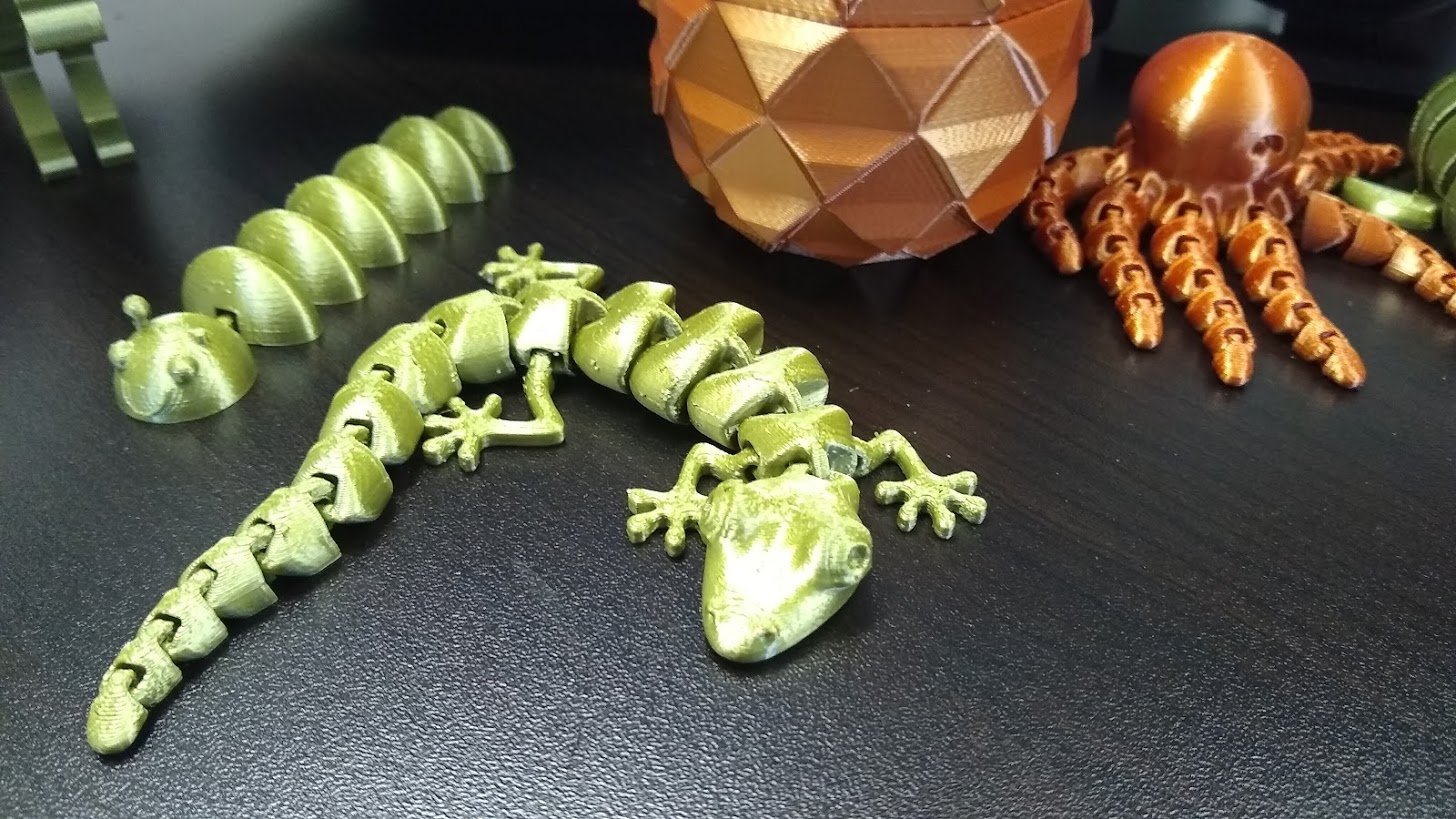 3D printing Articulated Lizard v2・Cults