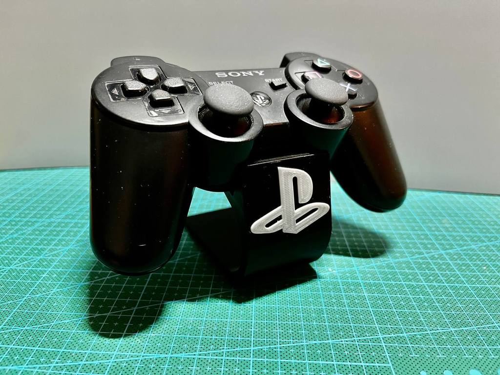 Fichier 3D gratuit Support pour manette de PlayStation 🎮 ・Plan imprimable en 3D à télécharger・Cults