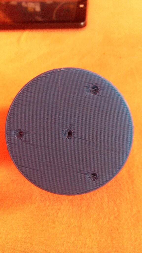 3D print Universal 3D-printable flashlight stand・Cults