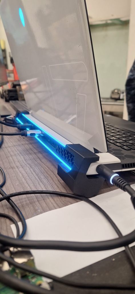 🧞‍♂️ Dell Alienware X17 Stand・ 3D File for ・Cults