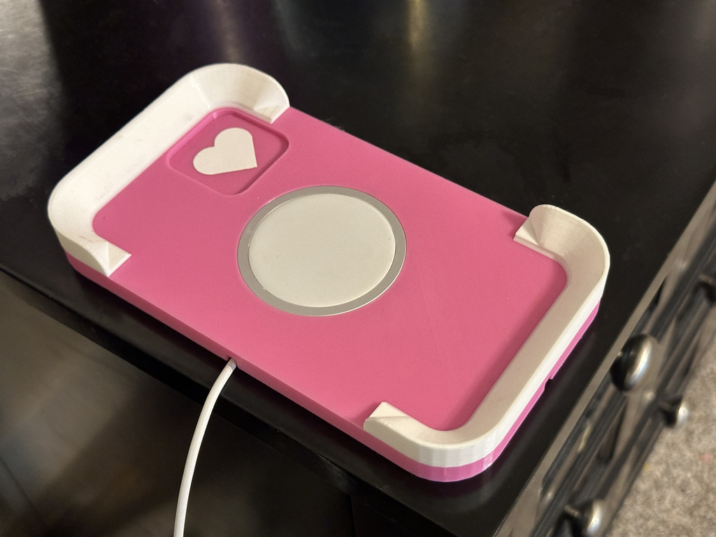 📱 iPhone MagSafe Charging Tray: iPhone 13/14/15 (Pro/Plus/Max)・Free STL ...