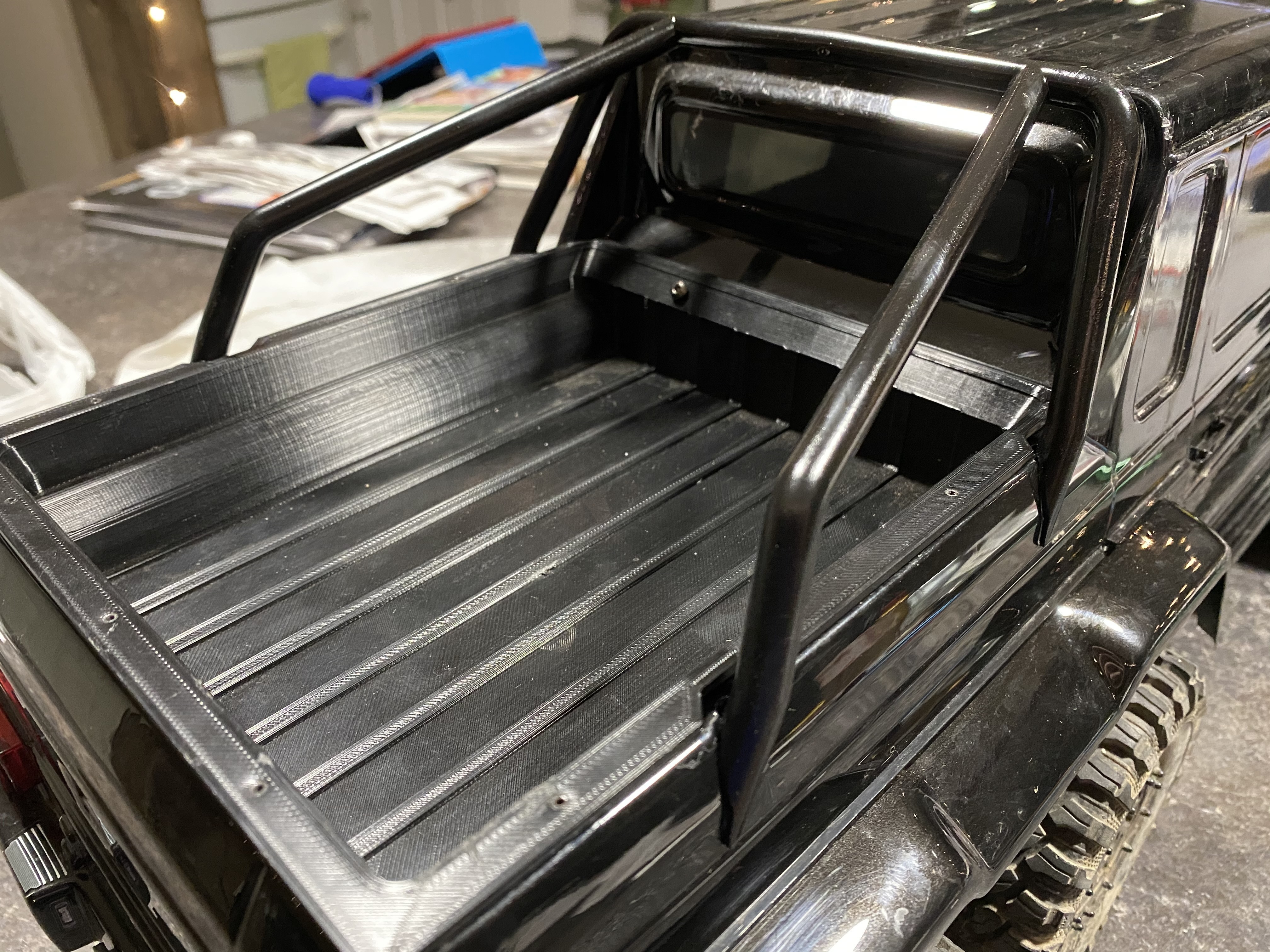 STL file traxxas Trx6 magnetic bed conversion 🧲 ・Model to download and ...