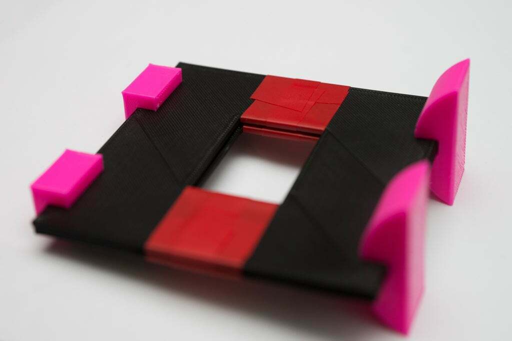 📷 35mm Negative Holder for Camera Scanning・Free STL File for ・Cults