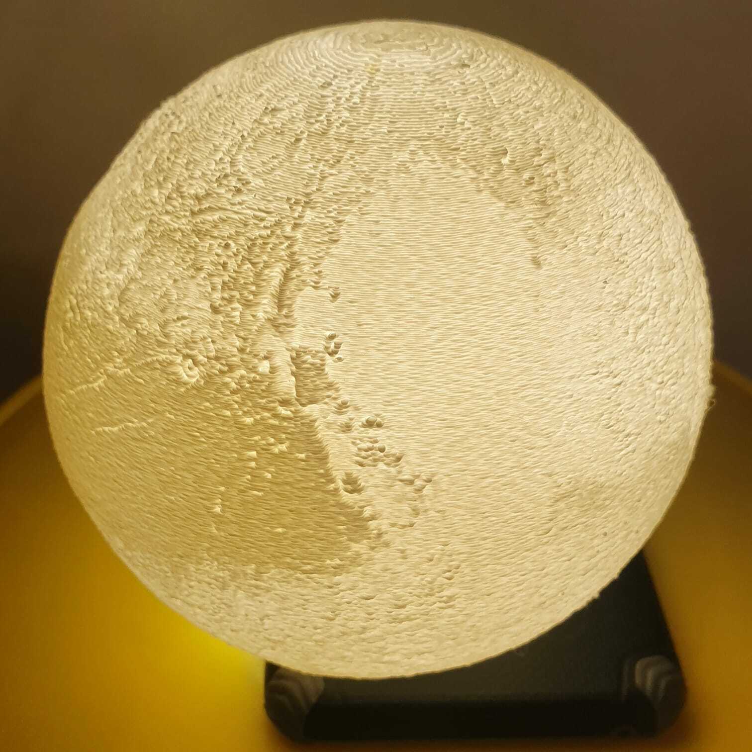 STL file Pluto lamp (Lithophane) 🔦 ・3D printable design to download・Cults