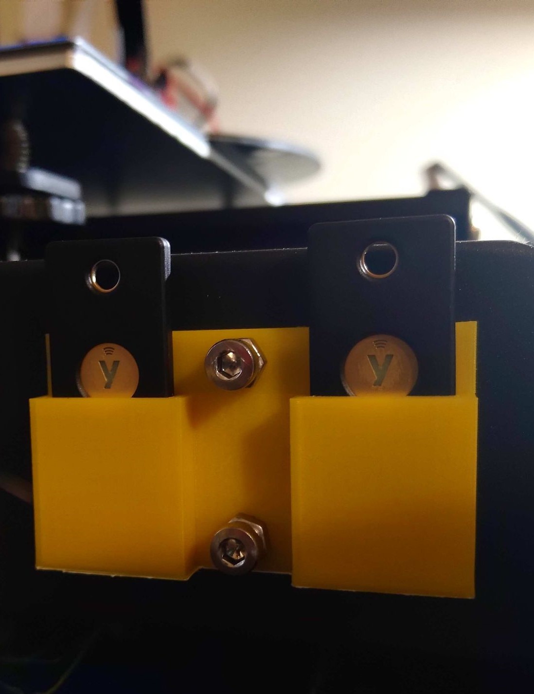 👽 Yubikey Holder・Free STL File for ・Cults
