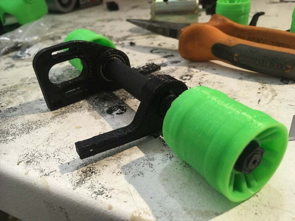 3D printing OpenRC F1 car - 1:10 RC Car・Cults