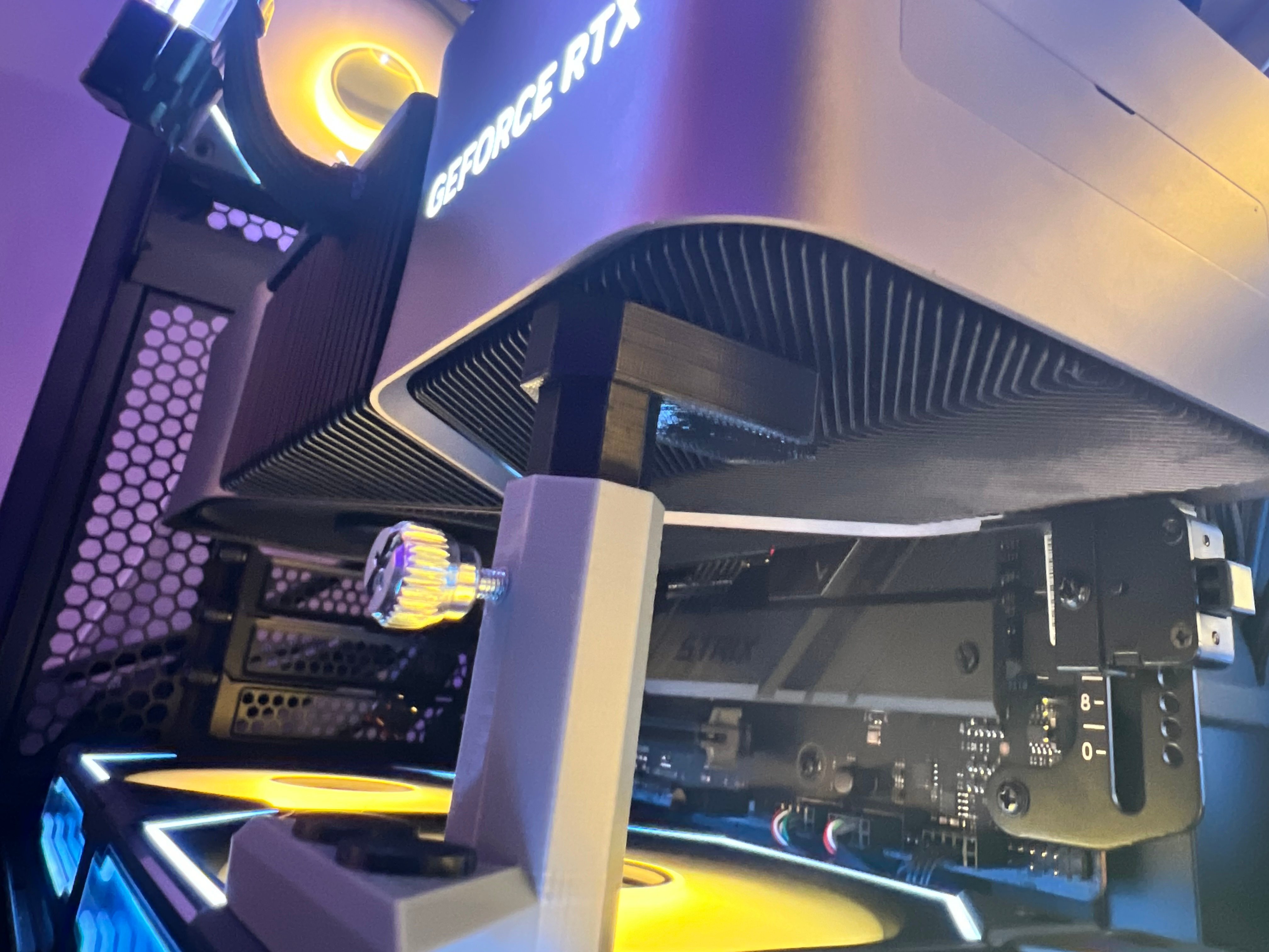 3D print GPU Support Rack・Cults