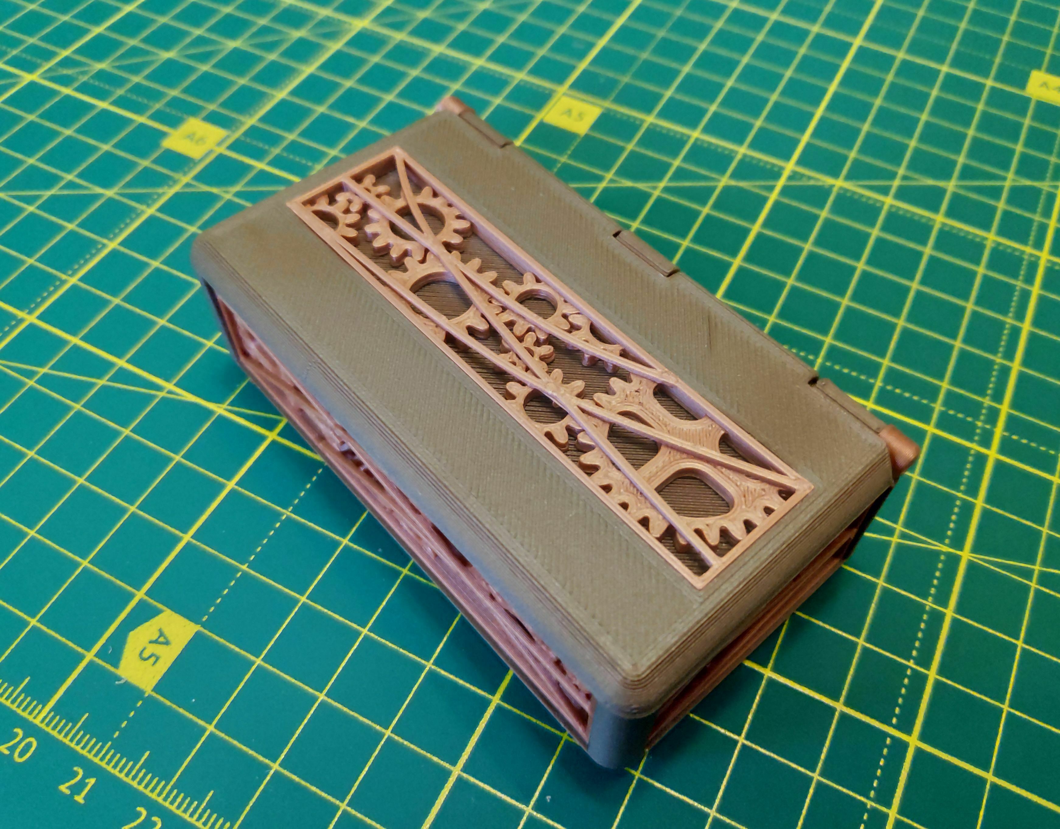 📦 Casket with steampunk inlay・ STL File for ・Cults