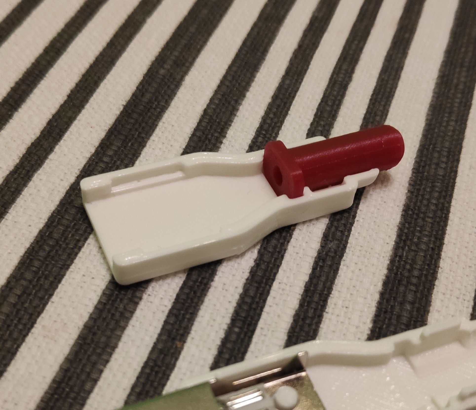 💾 Universal USB A-Type male plug housing for thick and thin cables・ STL ...