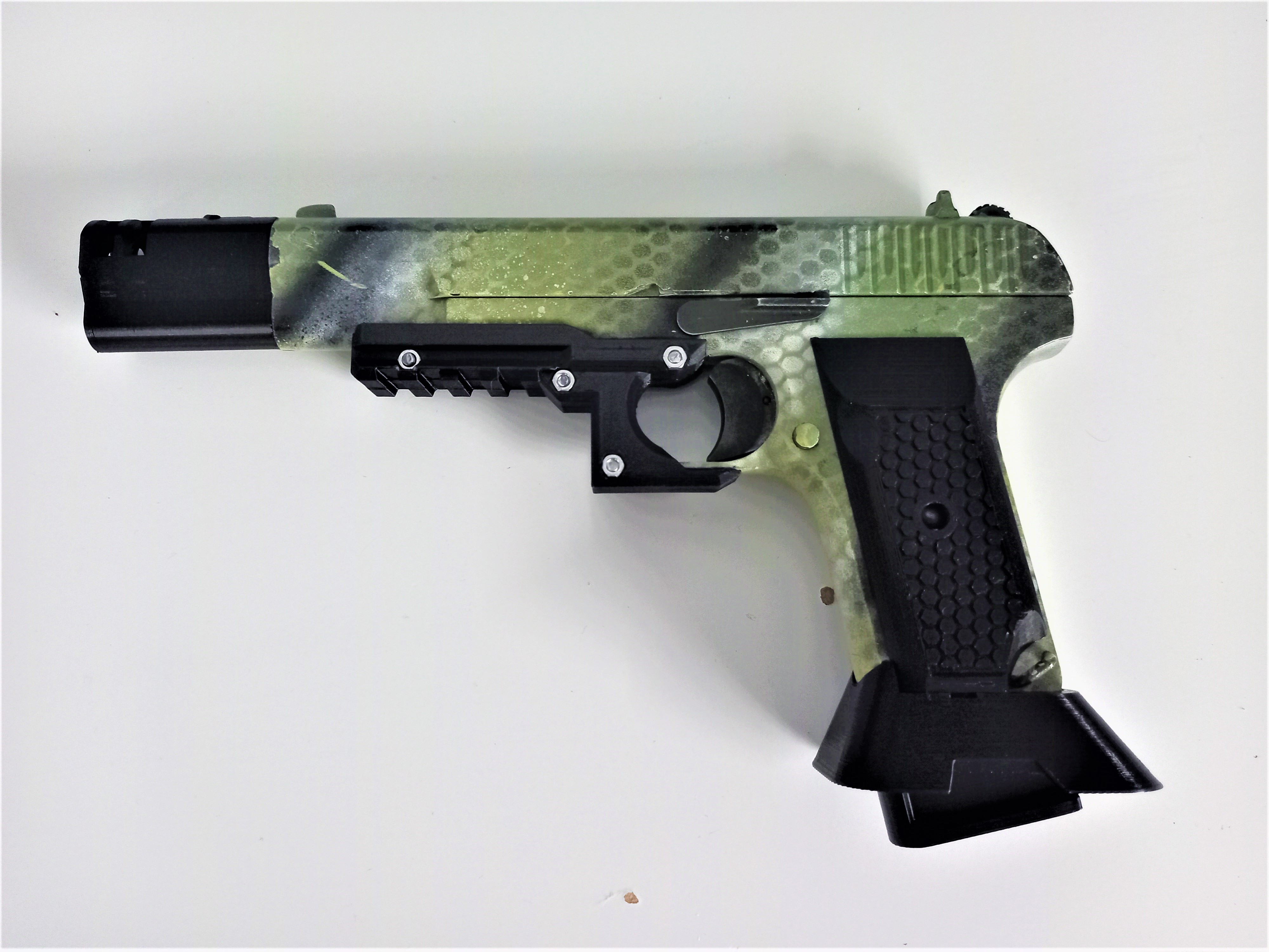 🔫 Tokarev TT-33 Grip + Magwell – Airsoft STL・ STL File for 3D printing ...
