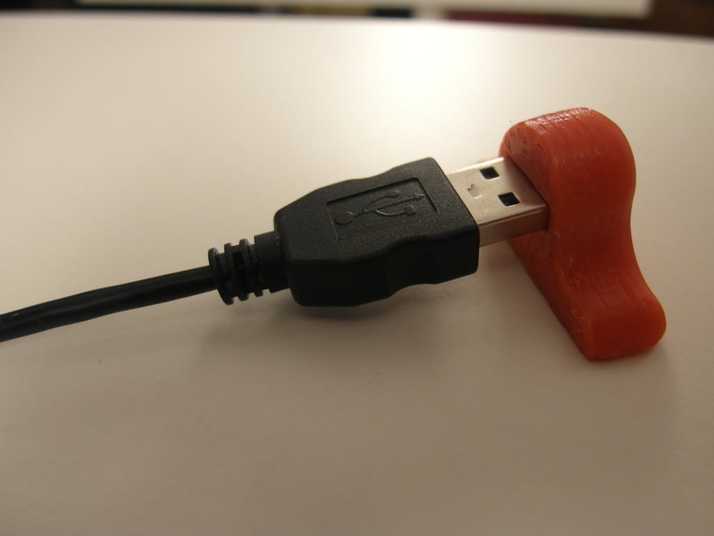 3D printable Dummy USB port・Cults