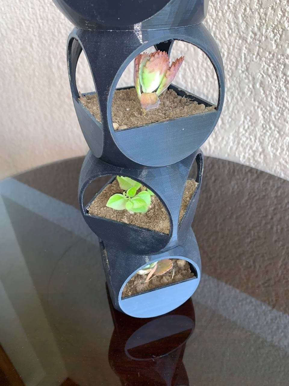 STL file Stackable Planter Pot 🪴 ・3D printer model to download・Cults