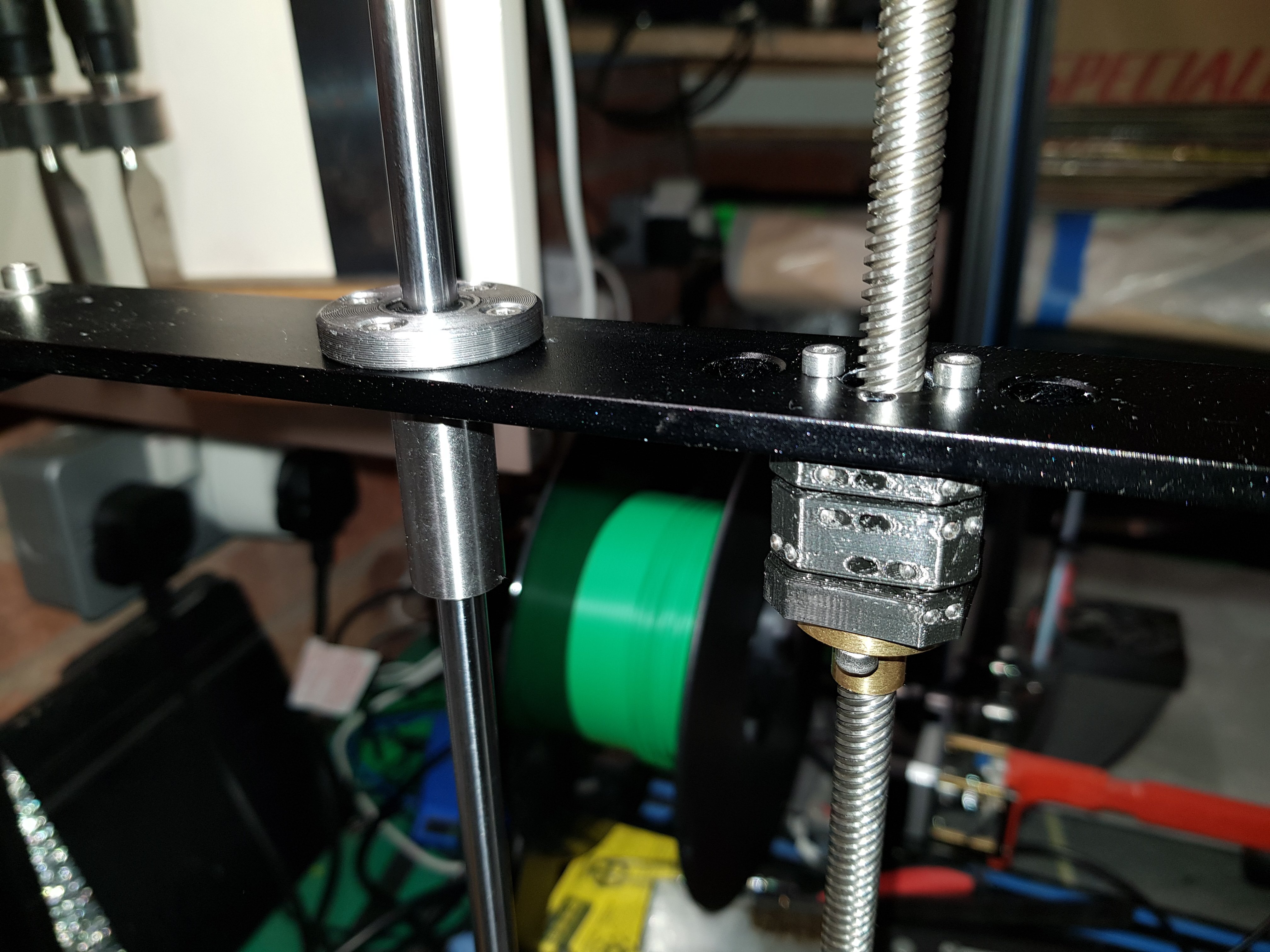 Ender 3/Pro/V2 Z axis anti wobble nut - Direct Drive imprimable en 3D・Cults