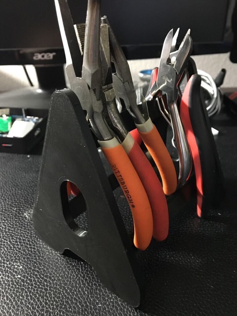 📦 Modular Pliers and Snips Rack with Parts Holder・Free STL File for 3D ...