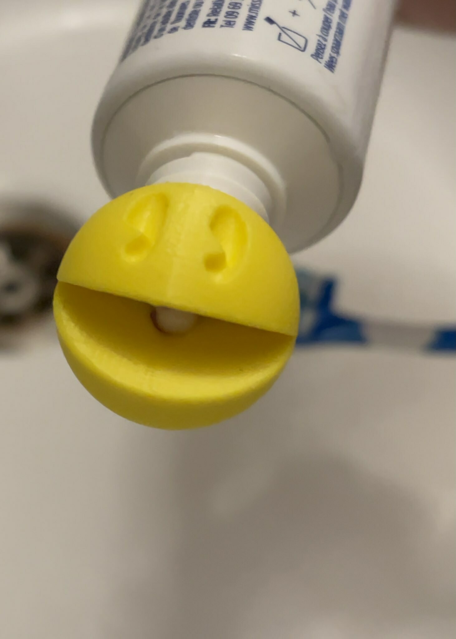 STL file Pac-Man vomiting toothpaste. 👽・3D printer model to download・Cults