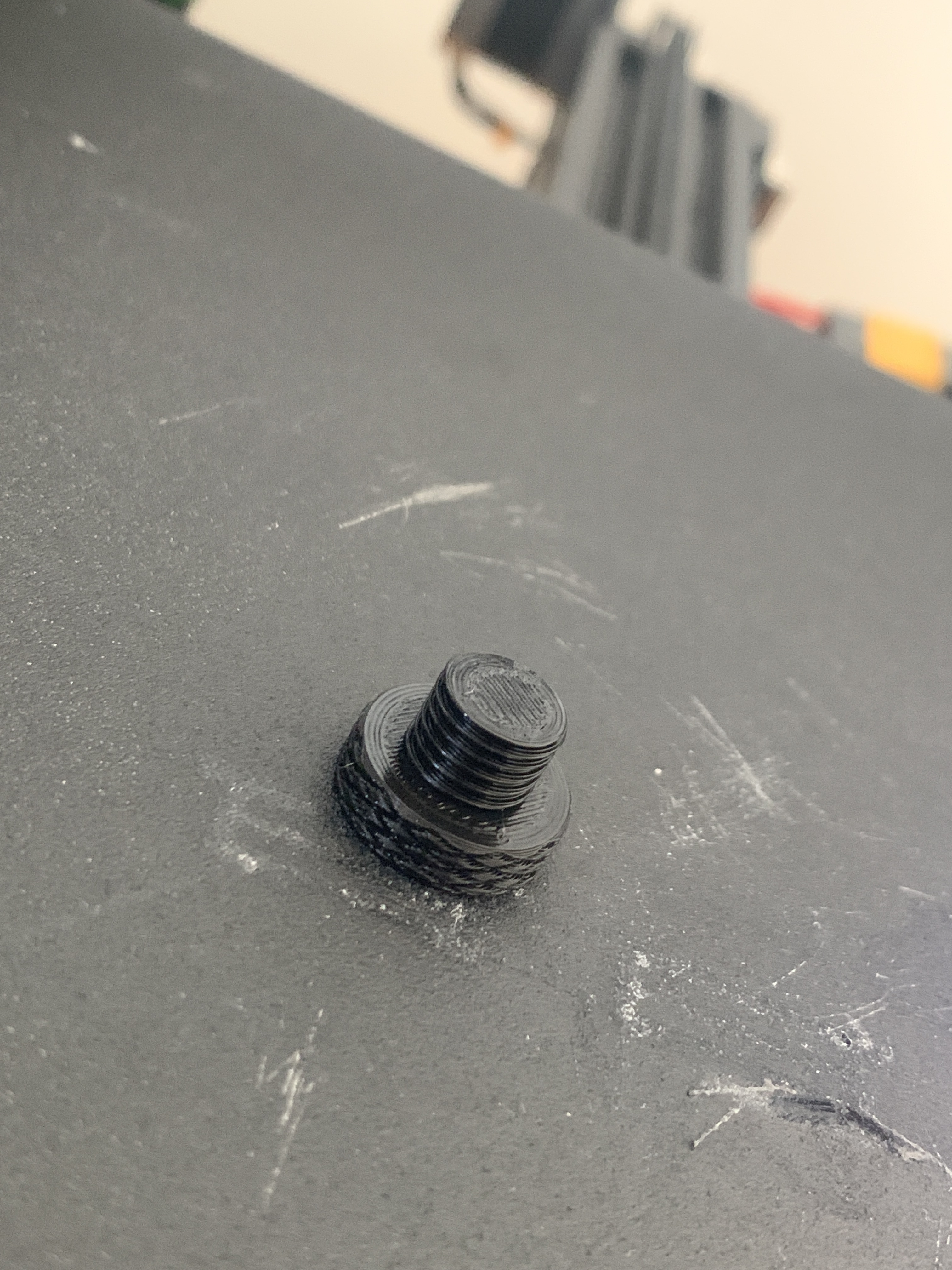 3D printable Universal motorcycle mirror plug M10・Cults