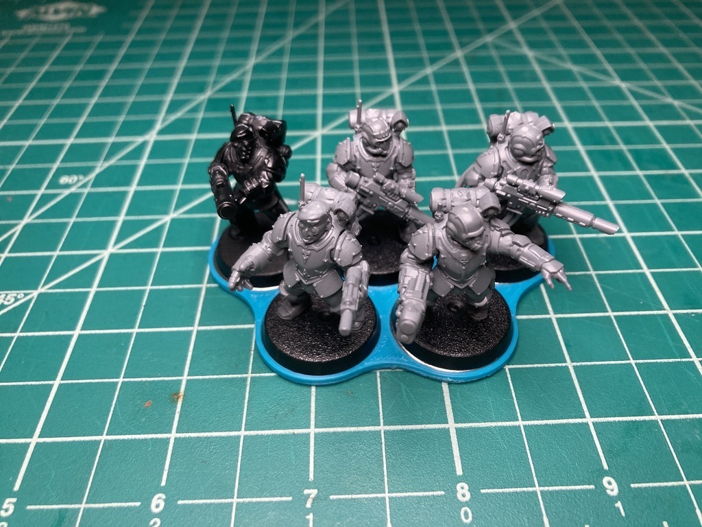 🧲 Metal Disc Squad Movement Tray for 25/28mm Bases・Free 3D File for ・Cults