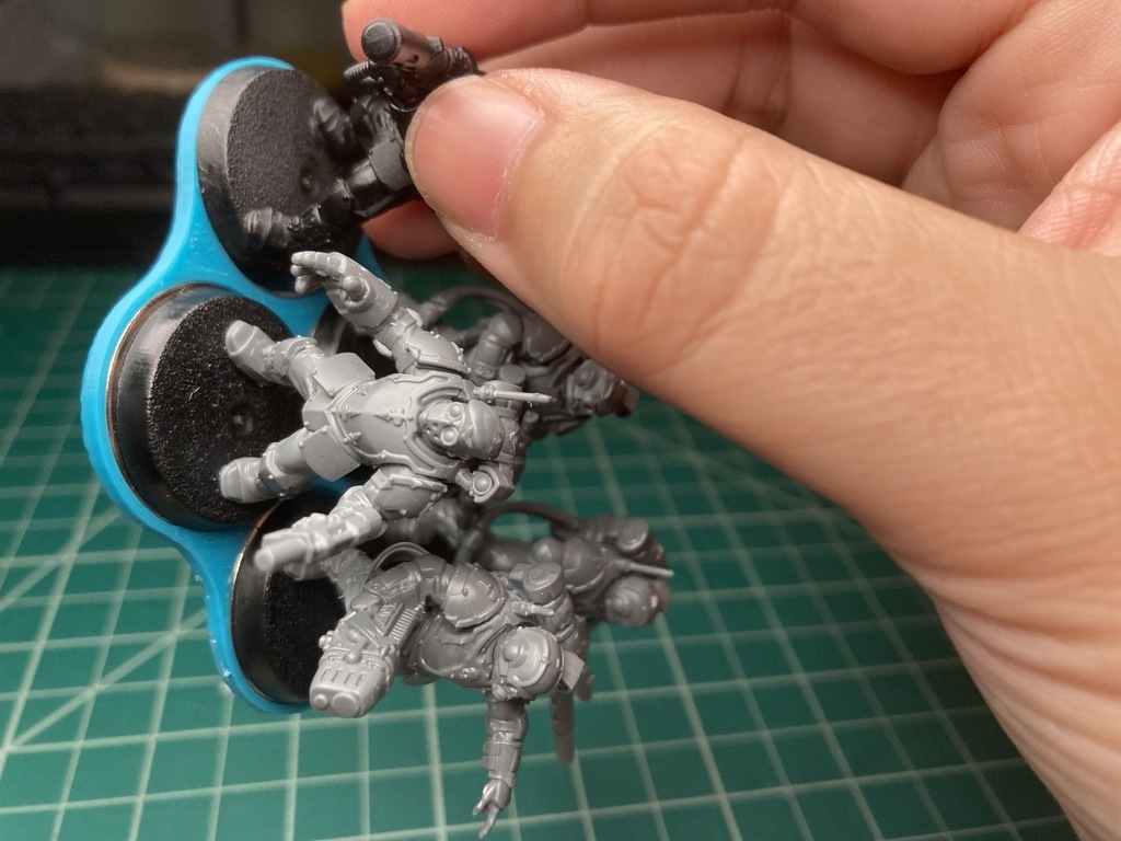 🧲 Metal Disc Squad Movement Tray for 25/28mm Bases・Free 3D File for ・Cults