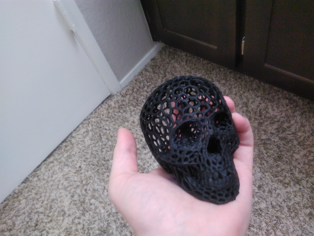 3D print Skull lamps - Voronoi Style・Cults