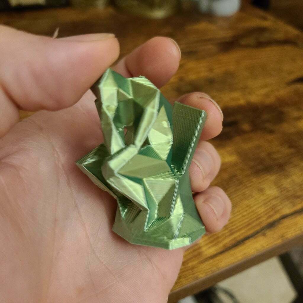 🚽 Low Poly The Stinker (Thinker on Toilet)・Free STL File for ・Cults