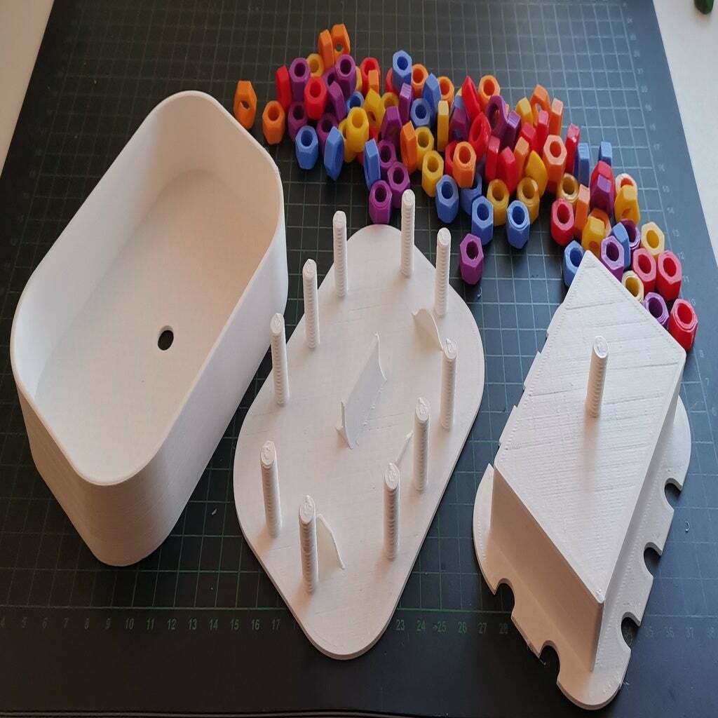 🎄 Christmas Gift Giftcard Box with a twist! Or at least 32 twists ...