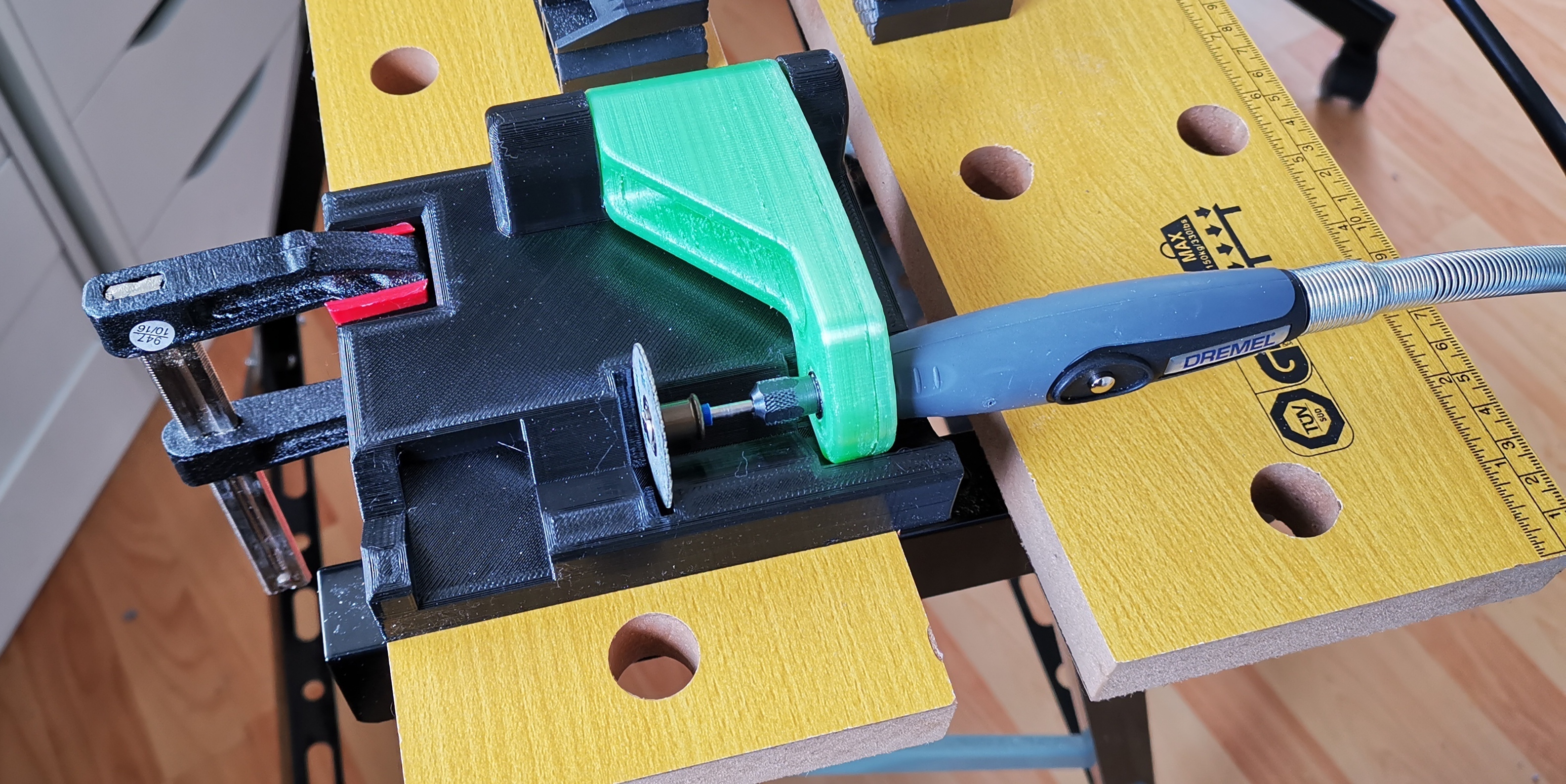 3D printing Rod and Tube Cutter for Dremel Flex Shaft・Cults