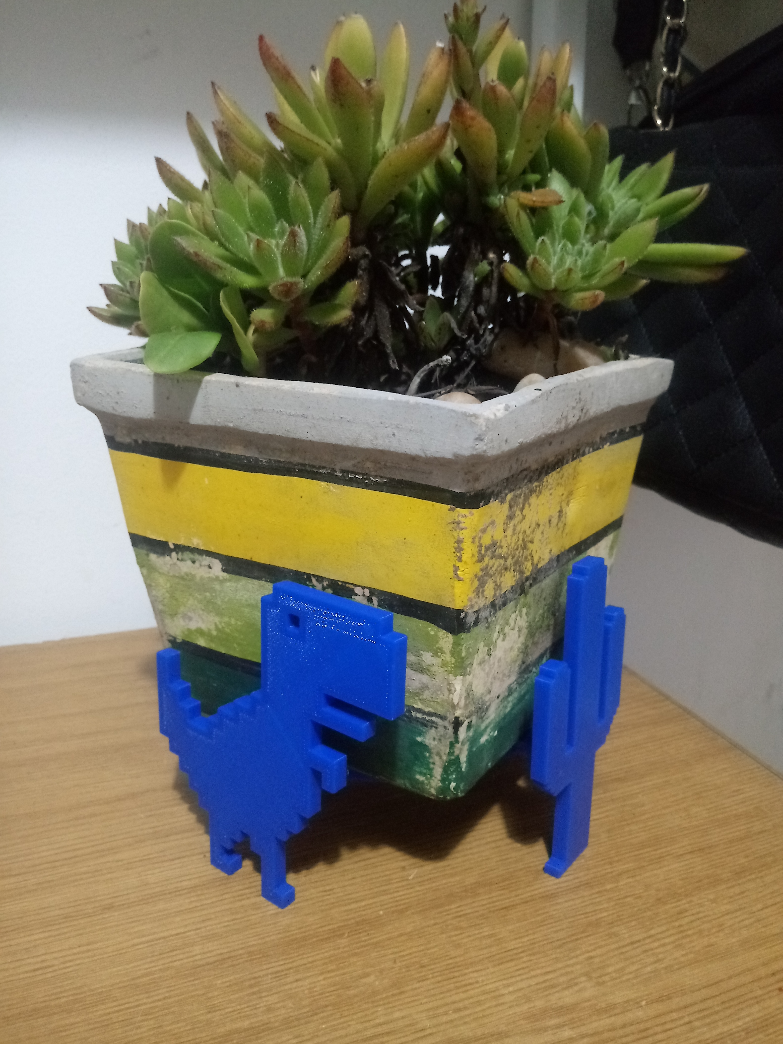 STL file desk pot stand 🪴 ・3D printing template to download・Cults