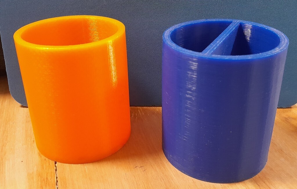 Archivo 3D gratis Small items Organiser, Ford Galaxy (UK) Cup Raiser 🤏 ...