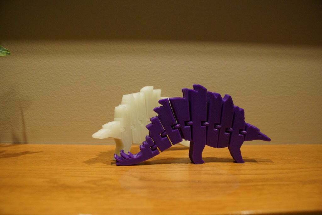 🎲 Flexi-Stegosaurus・Free STL File for ・Cults