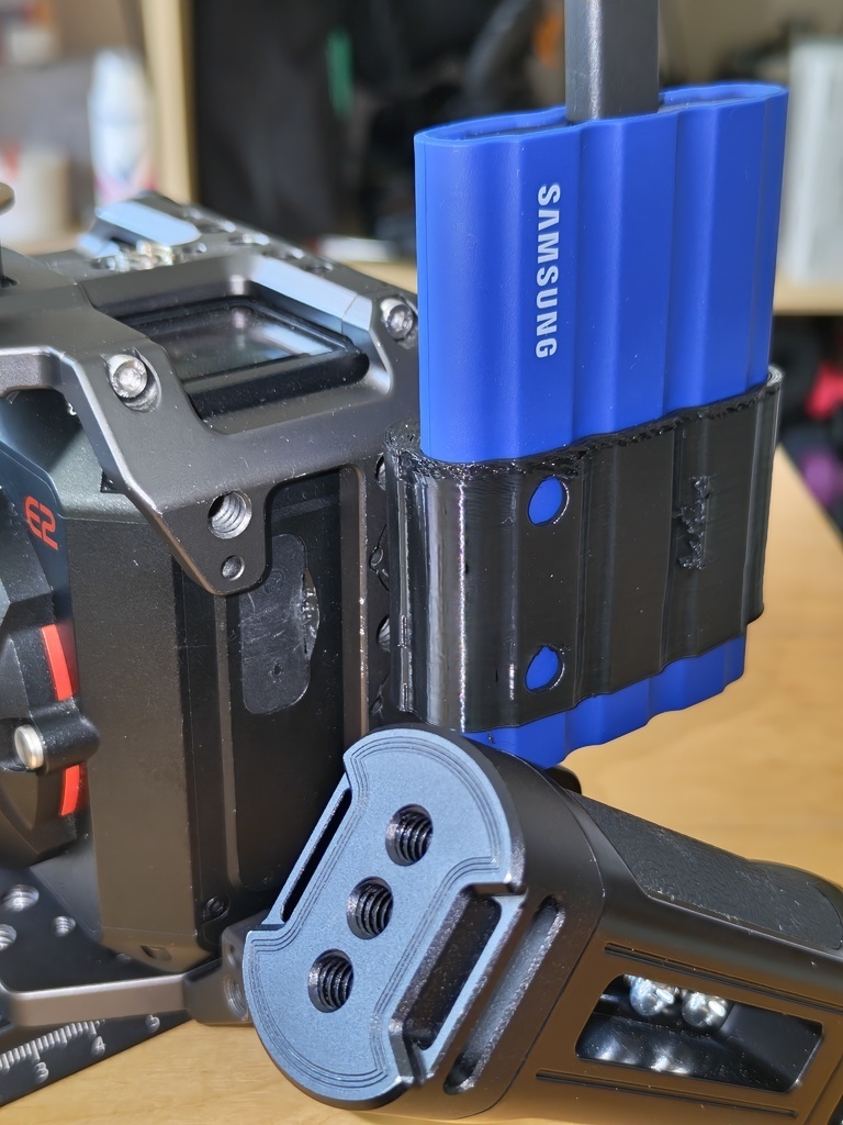 Free 3D file Samsung T7 Shield SSD mount for Tilta ZCam E2 cage (or ...