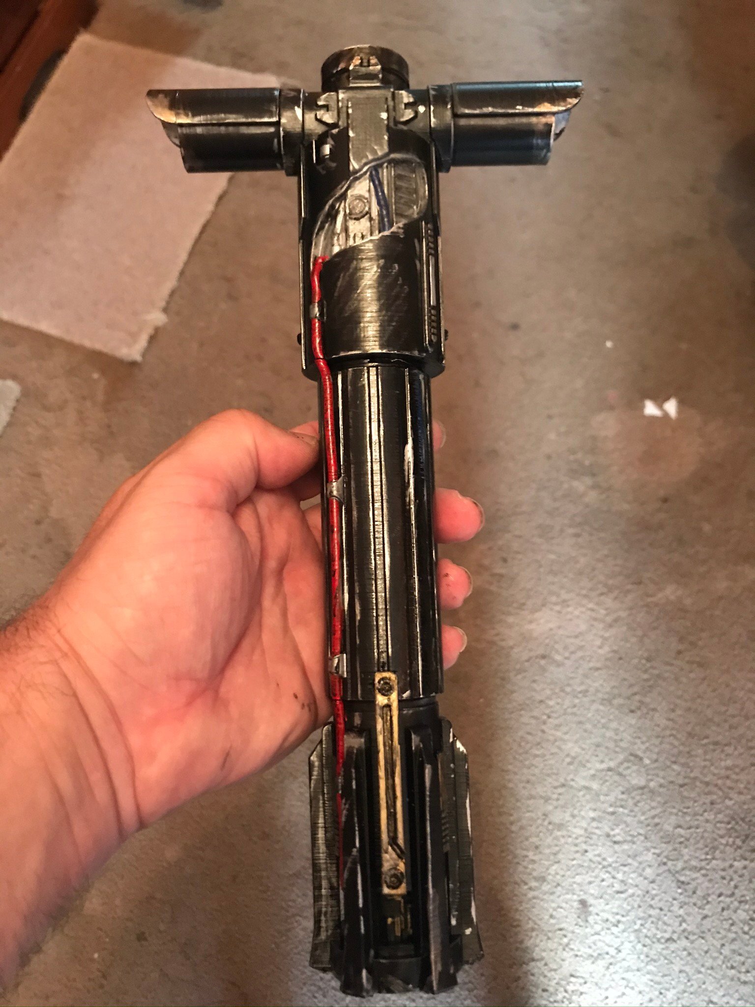 3D printable Kylo Ren's Lightsaber・Cults