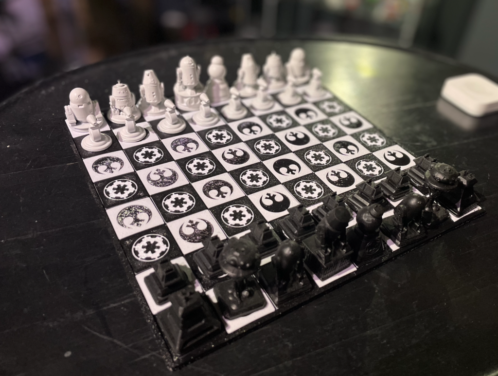 ⭐ Star Wars Chess Board for MrBaddeleys chess pieces at 50%・Free 3D ...
