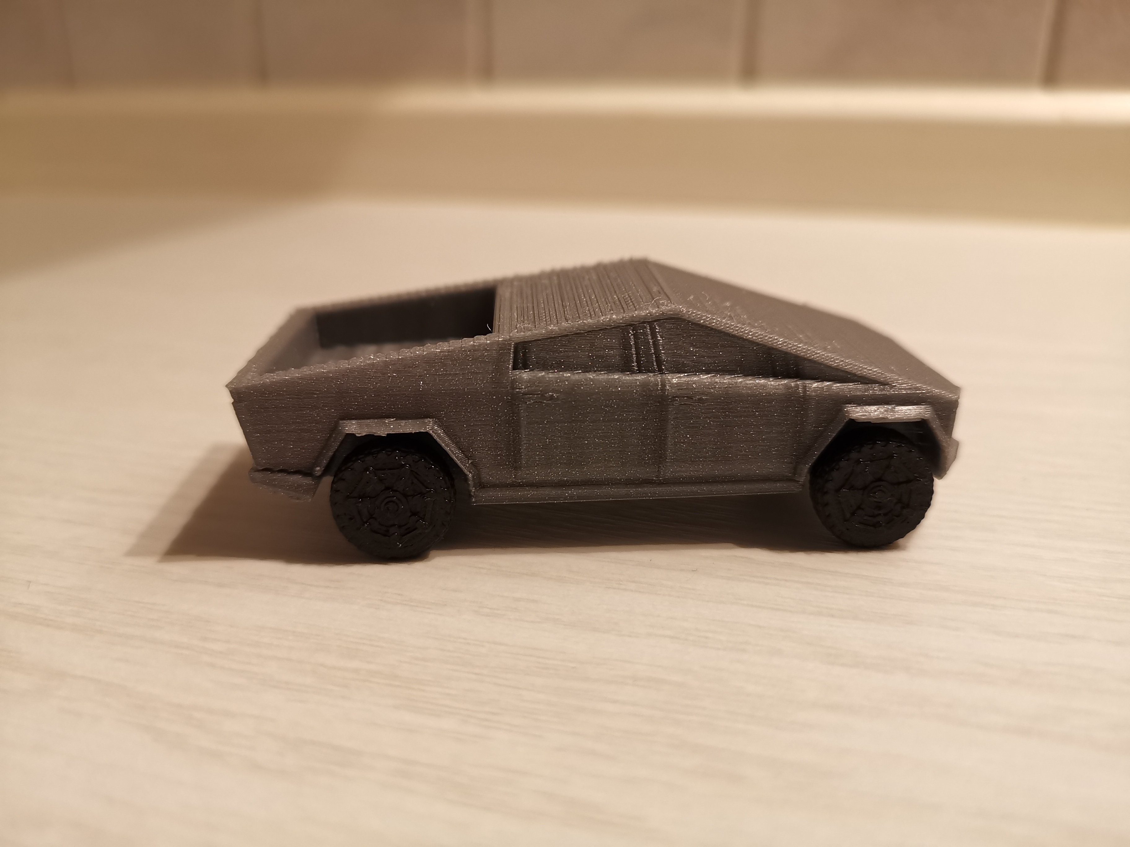 3D printable Tesla Cybertruck 28mm・Cults