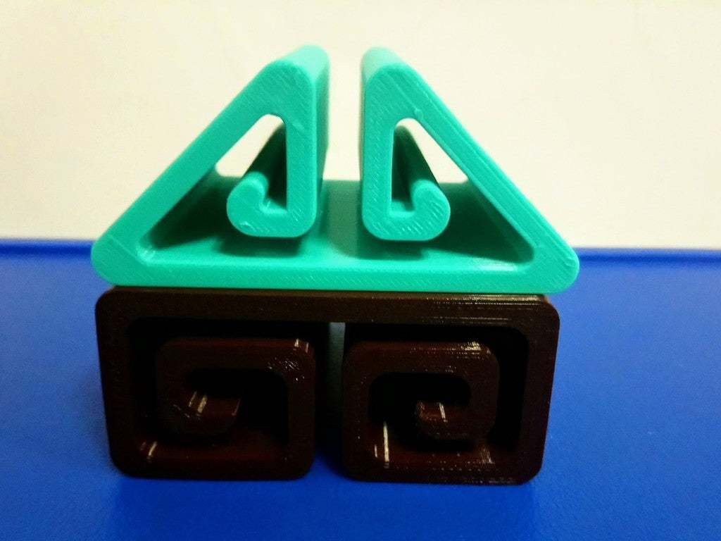 Free STL file Plate stand 🔧 ・Object to download and to 3D print・Cults