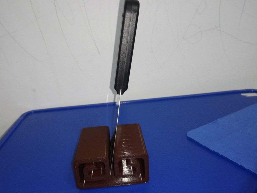 Free STL file Plate stand 🔧 ・Object to download and to 3D print・Cults