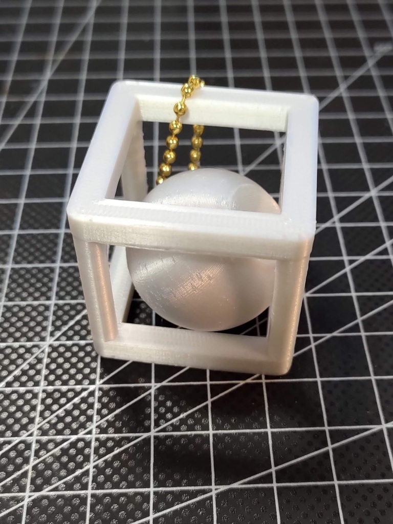 Free 3D file Sphere_in_box_2 🎨 ・3D printable model to download・Cults