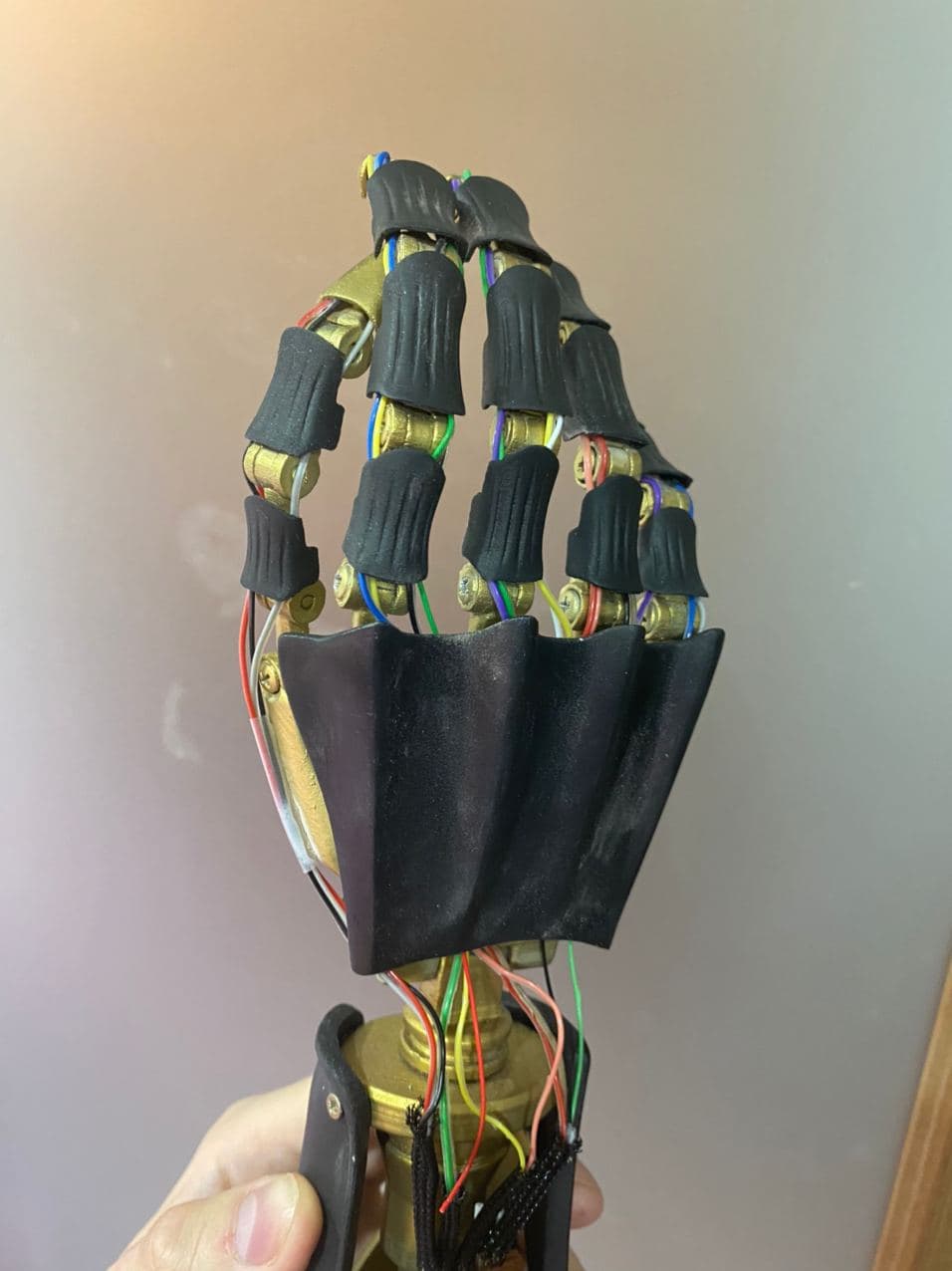 STL file Star Wars Anakin Skywalker Arm for cosplay ⭐ ・3D printing ...