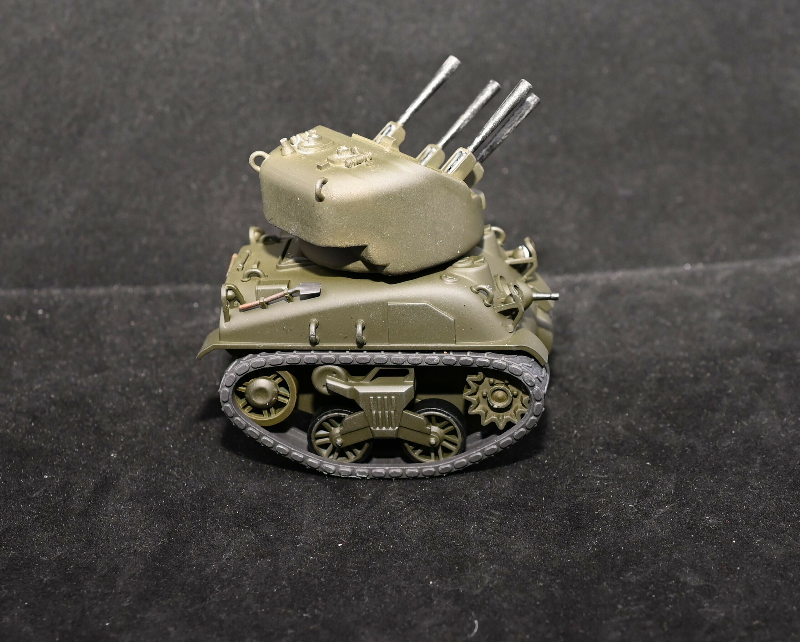 STL file world war toon Skink AA sherman for the M4A1 sherman 🗺️ ・3D ...