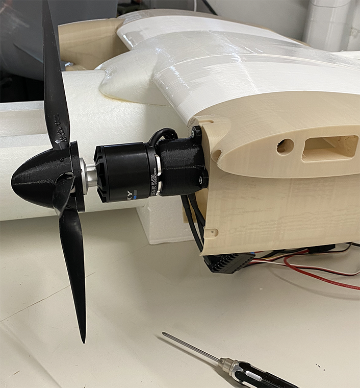 ️ Dash8 Q300 RC Aircraft・ 3D File for ・Cults