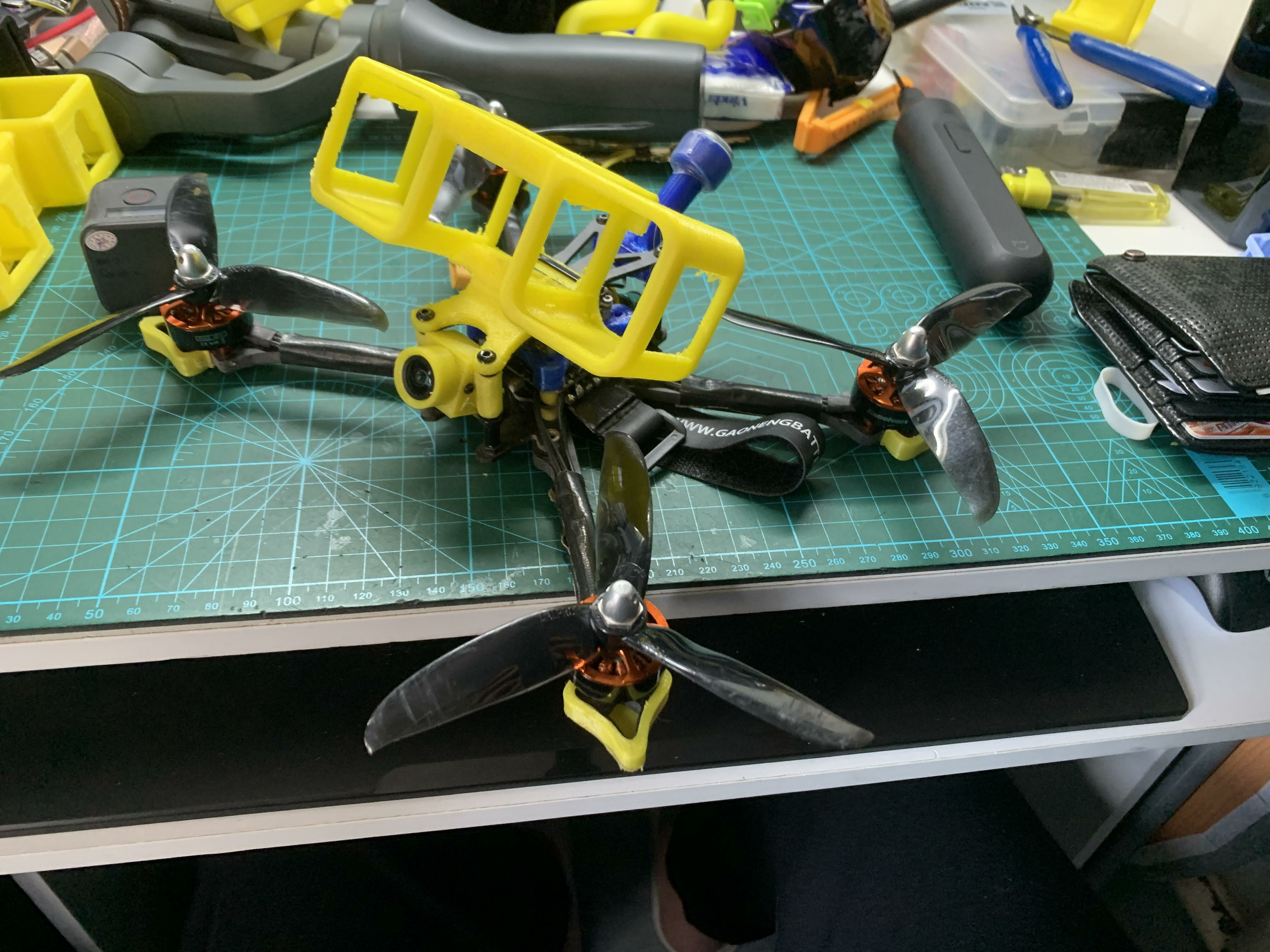 STL file GOPRO HERO SESSION 5 3D Twin CAMERA MOUNT PROTECTOR FOR FPV ...