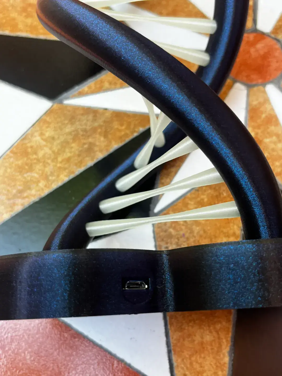 🧬 RGB LED DOUBLE HELIX DNA LAMP - Micro USB Socket & Closed Bottom ...