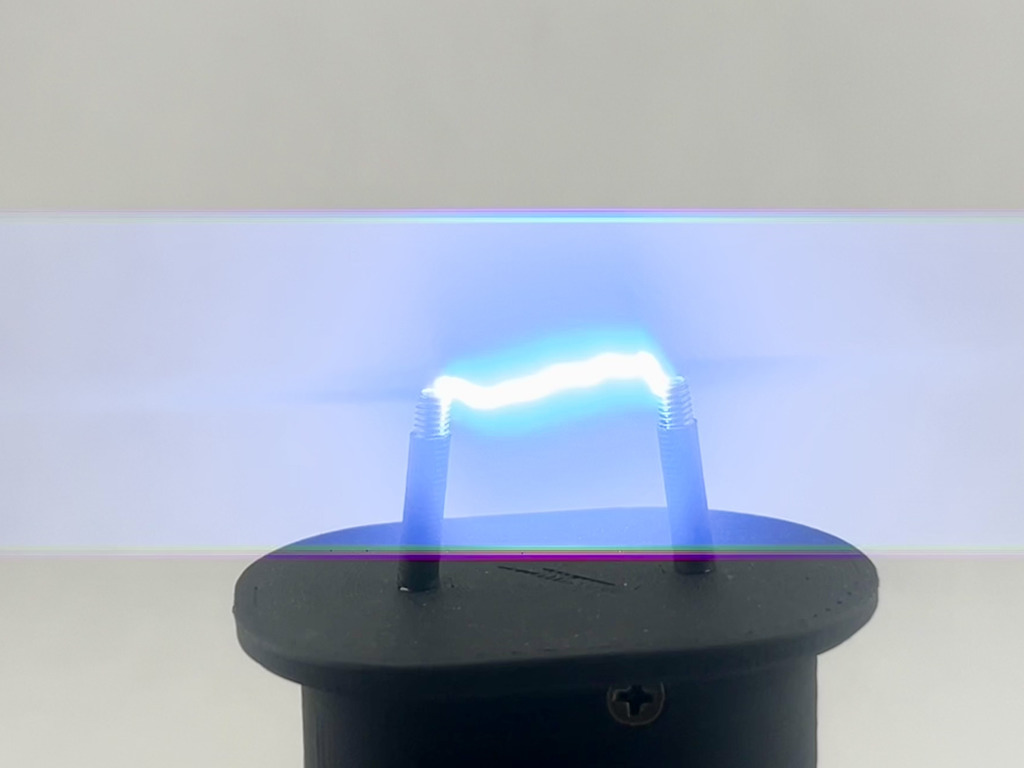 🤏 DIY Small Powerful Taser 400kV with USB-C & 18650 battery (Only about ...