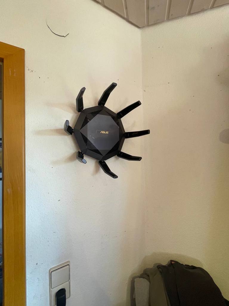 Free STL file ASUS ROUTER WALL CEILING MOUNT BRACKET RT-AX89X AX6000 ...