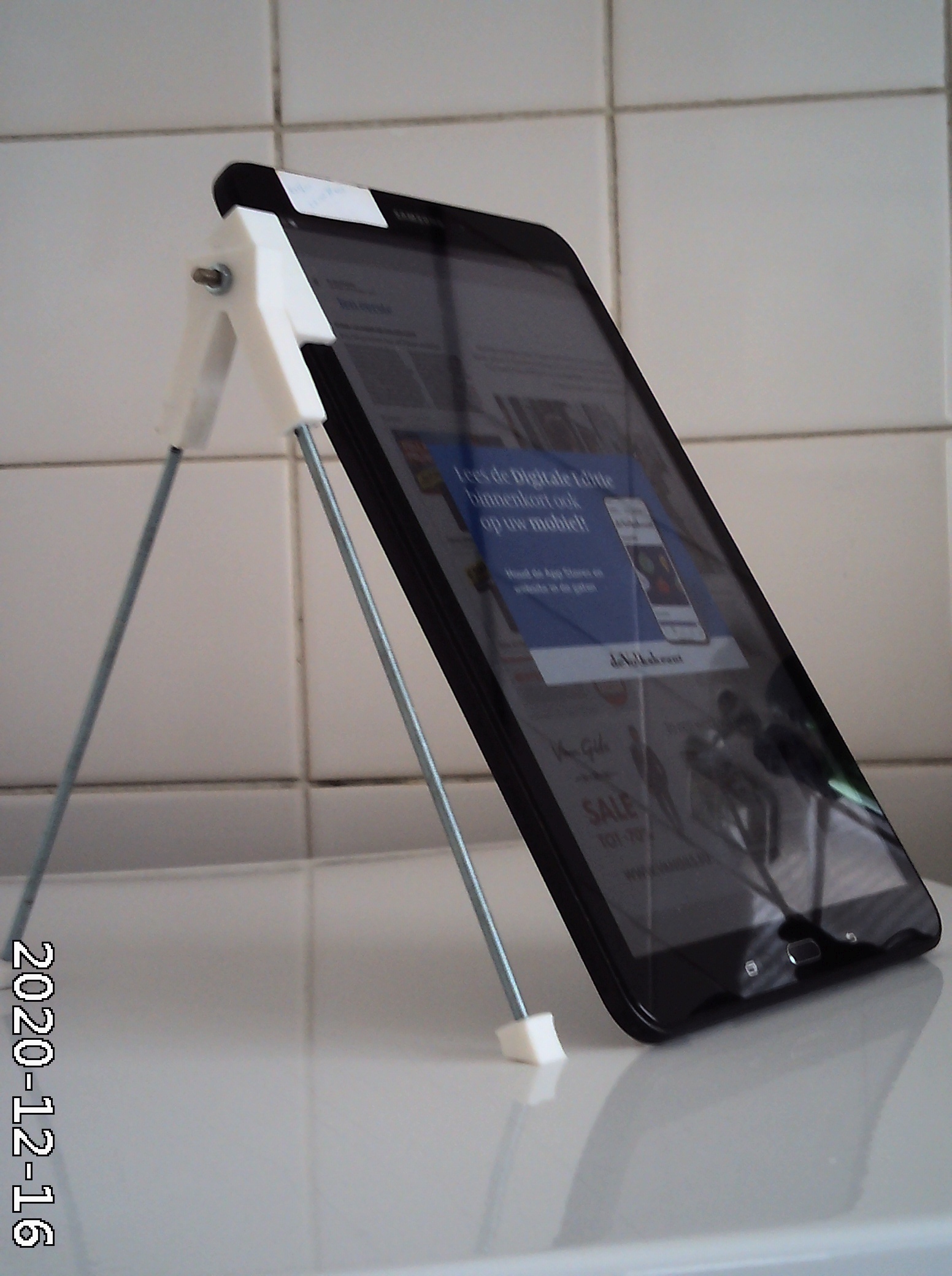 3D printable bowden connector lock • made with Creality cr10 mini・Cults