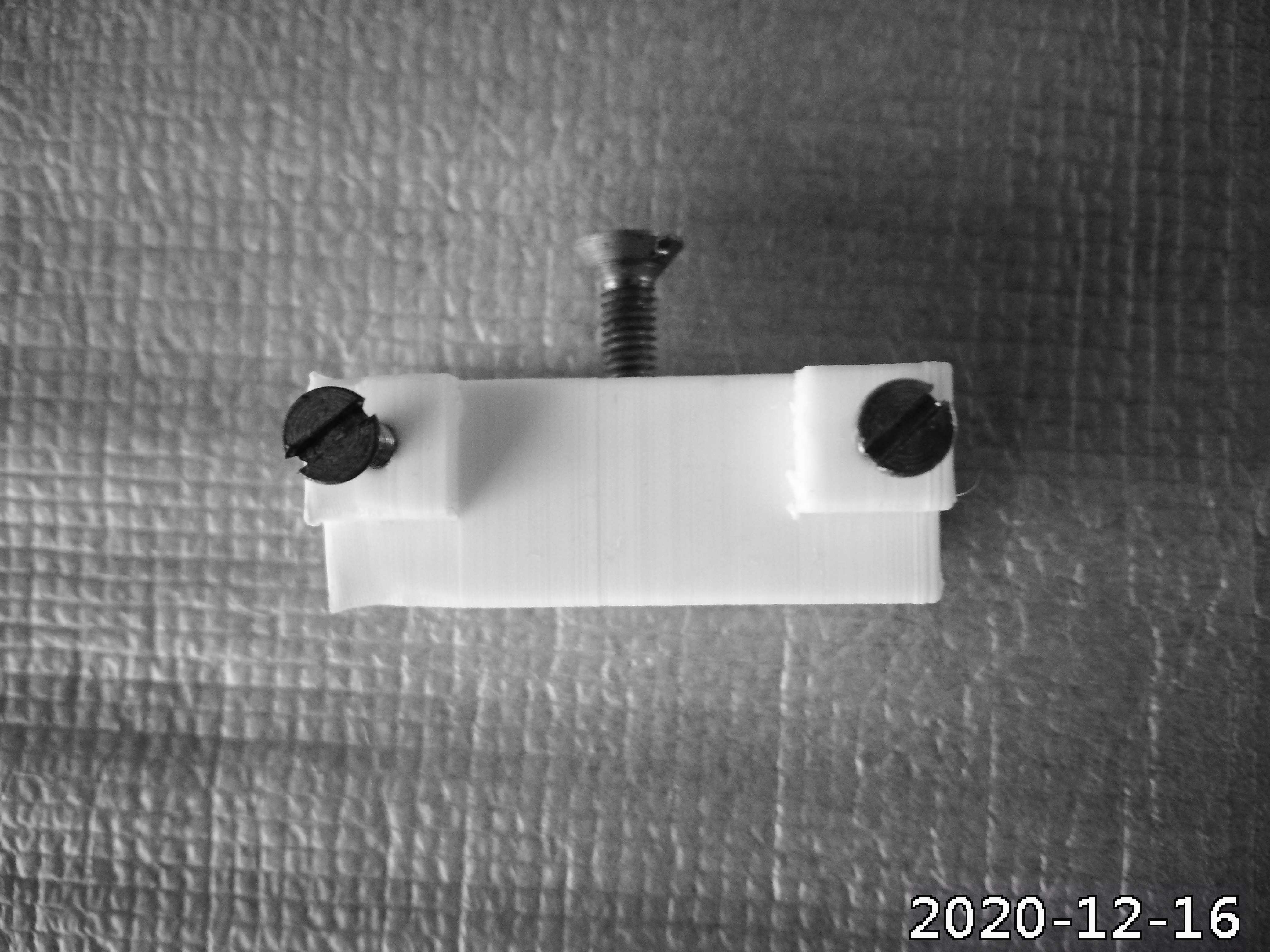 3D printable bowden connector lock • made with Creality cr10 mini・Cults