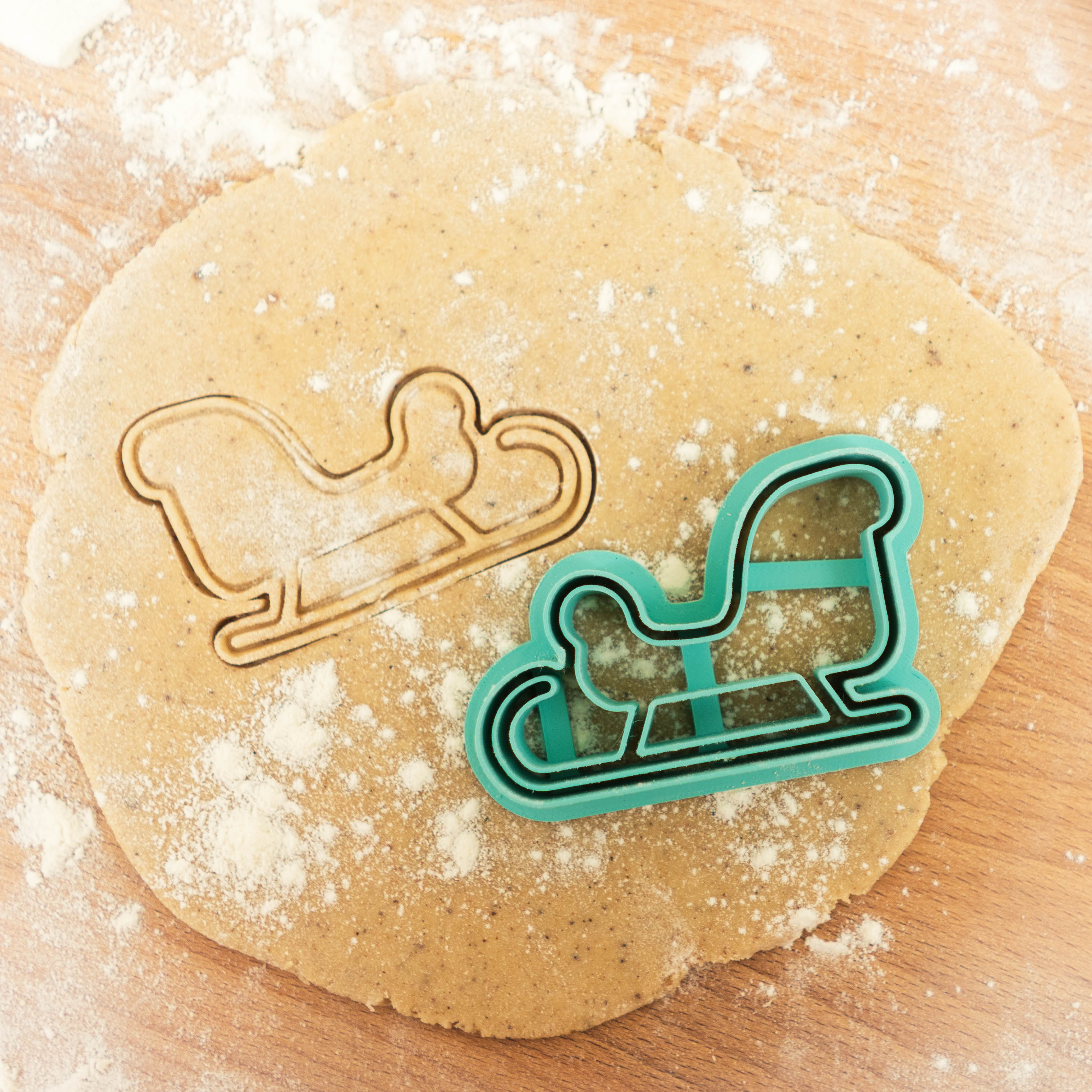 STL file Cutter - Sledge 🥖 ・3D print design to download・Cults