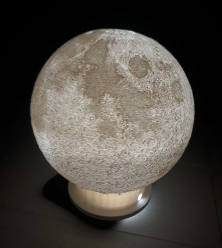 STL file Moon Lamp 🌙 ・Model to download and 3D print・Cults