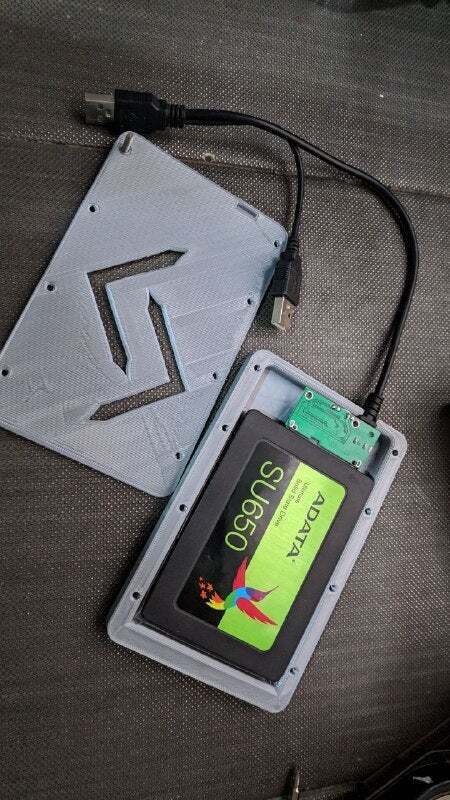 Archivo STL gratis CASE SSD/HDD 🔧 ・Objeto para impresora 3D para ...