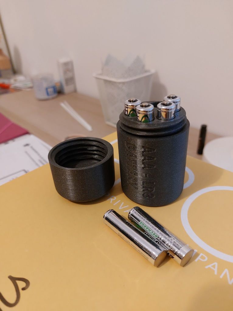 🔋 Battery Box - AA LR6 & AAA LR3 - 6 Versions・Free 3D File for ・Cults