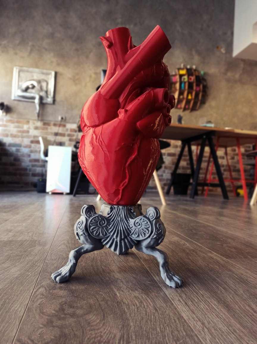 STL file Anatomical Heart Vase 🫀 (OBJ)・3D print model to download・Cults